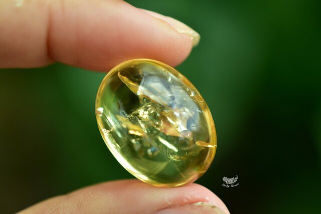 虹入り・きらり★シトリン ルースs584 | iichi 日々の暮らしを心地よくするハンドメイドやアンティークのマーケットプレイス