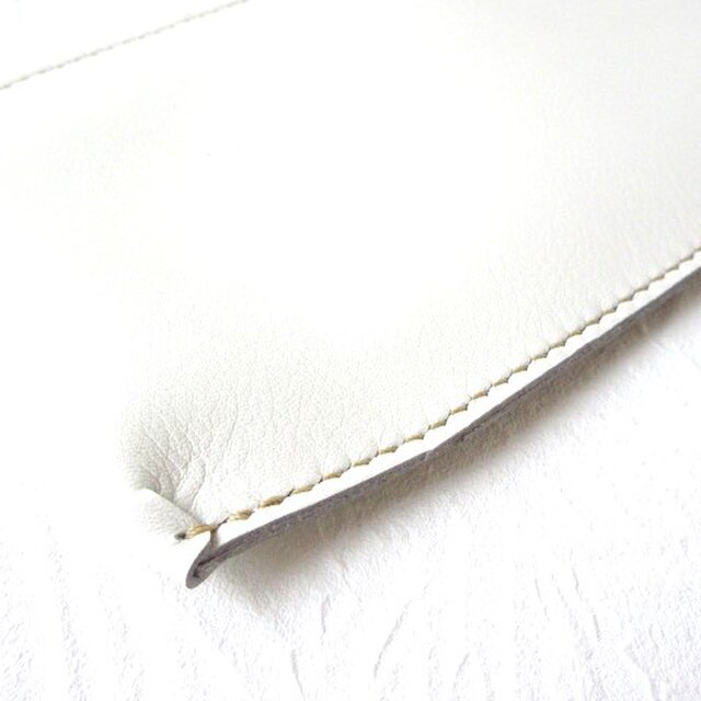 よくばり3way♪《牛革》スマホショルダーポーチ・フラットタイプ・063 | iichi ハンドメイド・クラフト作品・手仕事品の通販