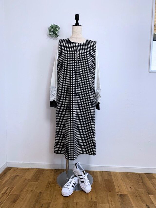 ジャンパースカート ギンガムチェック黒 綿麻キャンバス 着丈110cm | iichi ハンドメイド・クラフト作品・手仕事品の通販