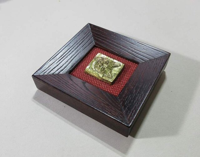 額「ねこ」(真鍮） | iichi ハンドメイド・クラフト作品・手仕事品の通販