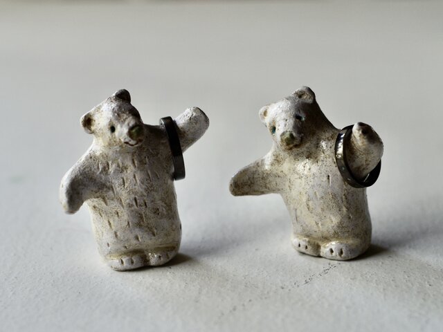 踊るくまたち リングホルダー | iichi ハンドメイド・クラフト作品・手仕事品の通販