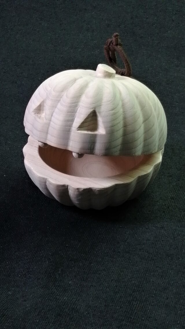 【販売終了】かぼちゃのカスタネット2022 | iichi 日々の暮らしを心地よくするハンドメイドやアンティークのマーケットプレイス