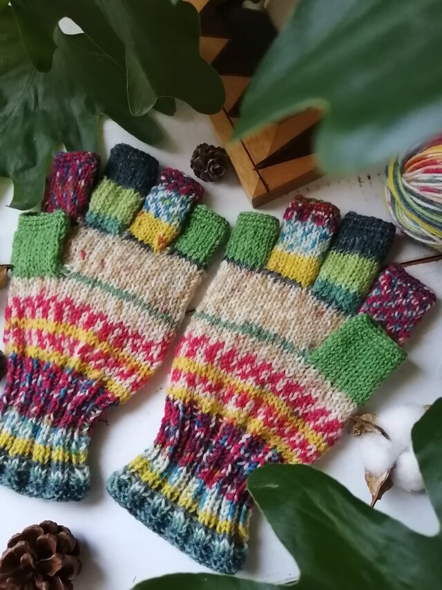 春色の指先フリー手袋 | iichi ハンドメイド・クラフト作品・手仕事品の通販