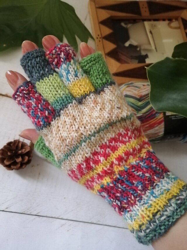 春色の指先フリー手袋 | iichi ハンドメイド・クラフト作品・手仕事品の通販