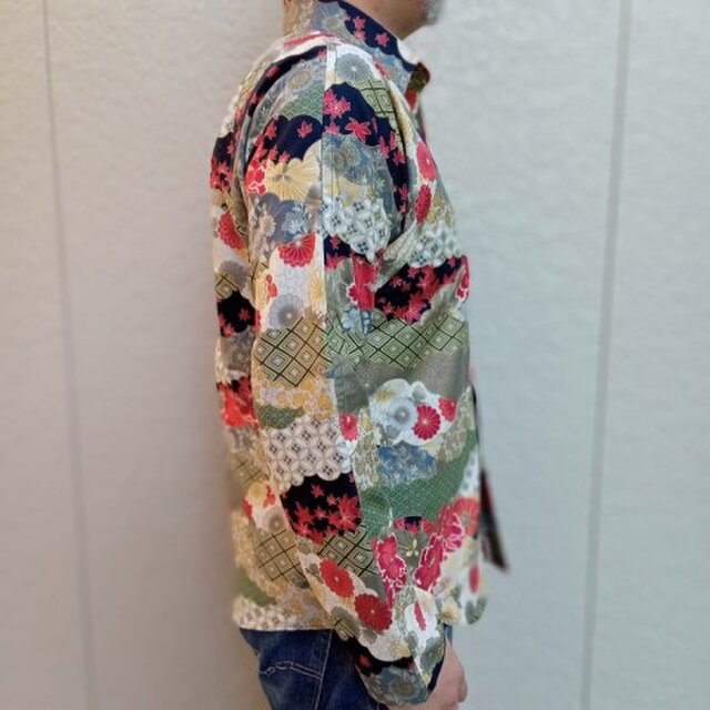 長袖和柄シャツ（和文様雲に花） | iichi 日々の暮らしを心地よくするハンドメイドやアンティークのマーケットプレイス
