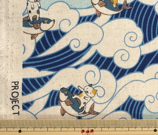 【生地】ねこサーフィン・ブルー・ 綿麻キャンバス・:綿85% 麻15%・1M | iichi ハンドメイド・クラフト作品・手仕事品の通販