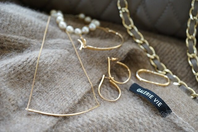 【loop】18kgp pierce 2 | iichi 日々の暮らしを心地よくするハンドメイドやアンティークのマーケットプレイス