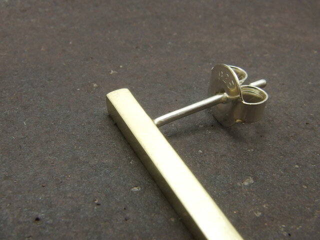 バーピアス 真鍮 【brass】 両耳用2つセット | iichi ハンドメイド・クラフト作品・手仕事品の通販