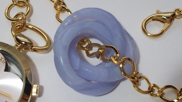ブルーレースアゲートのペンダントトップ (Dear Friend®) | iichi ハンドメイド・クラフト作品・手仕事品の通販