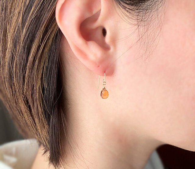 11月誕生石・ブランデーシトリンのピアス（K14GF） | iichi 日々の暮らしを心地よくするハンドメイドやアンティークのマーケットプレイス