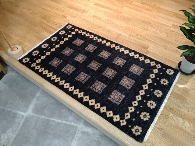 お試しキャン】四季を楽しむオールシーズンラグ ガゼニベカール 126×73㎝ C‐22 | iichi ハンドメイド・クラフト作品・手仕事品の通販