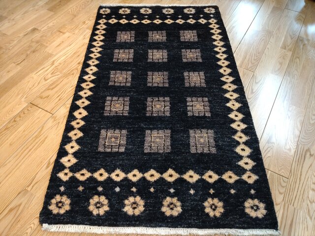 お試しキャン】四季を楽しむオールシーズンラグ ガゼニベカール 126×73㎝ C‐22 | iichi ハンドメイド・クラフト作品・手仕事品の通販