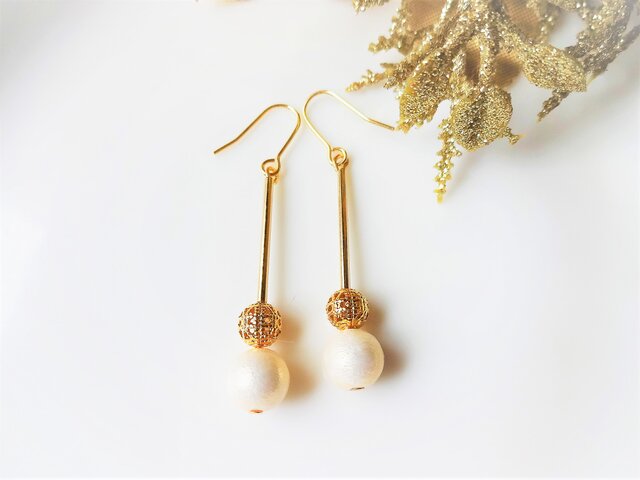 クリスマス 雪だるまピアス/イヤリング | iichi ハンドメイド・クラフト作品・手仕事品の通販