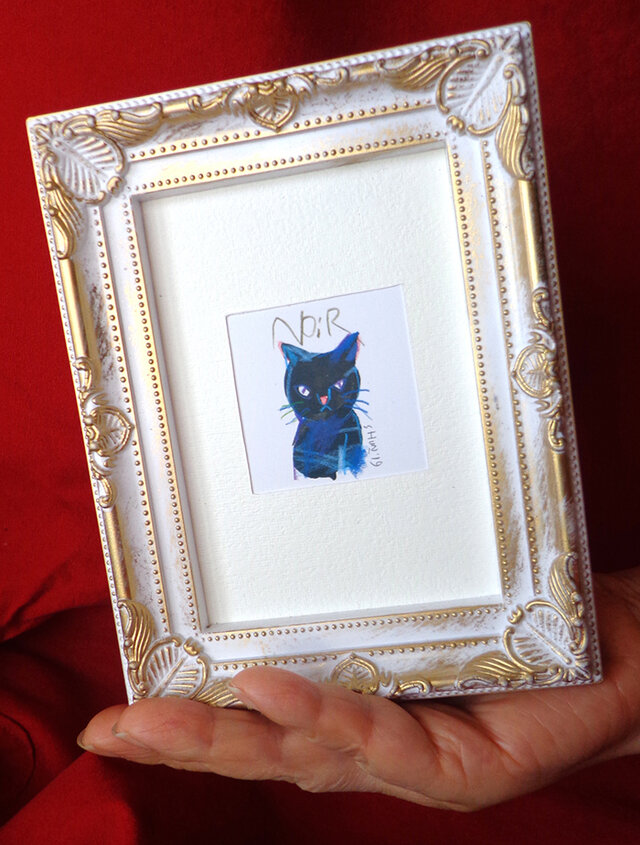 Noir | iichi 日々の暮らしを心地よくするハンドメイドやアンティークのマーケットプレイス