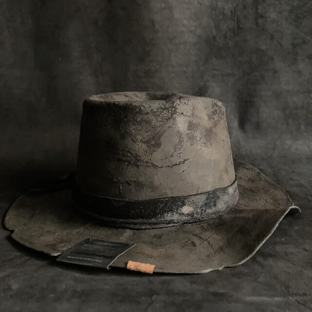 Charcoal crow fedora hat | iichi ハンドメイド・クラフト作品・手仕事品の通販
