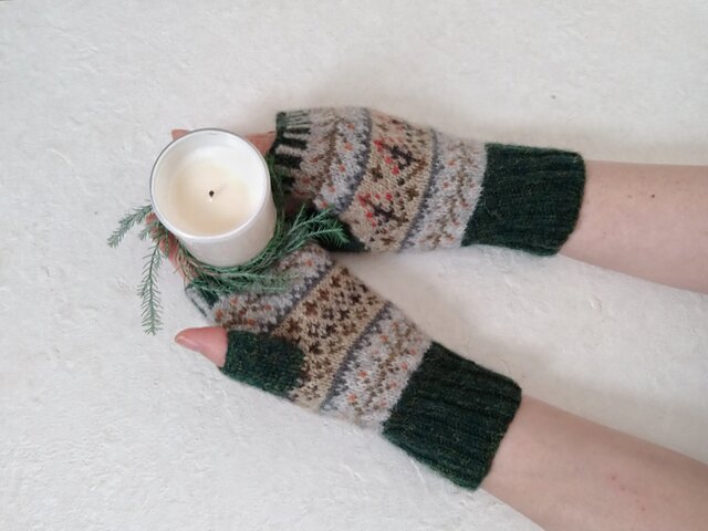＜2022’noël*＞フェアアイルウォーマー＊botanica・forest＊ | iichi ハンドメイド・クラフト作品・手仕事品の通販
