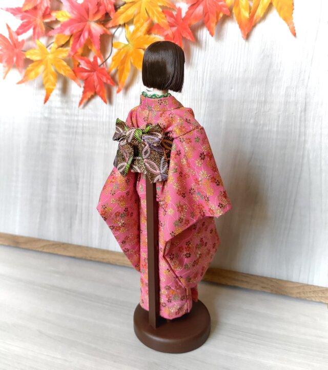 「躑躅色の野に咲いて」25～26cmドール振り袖着物 | iichi ハンドメイド・クラフト作品・手仕事品の通販