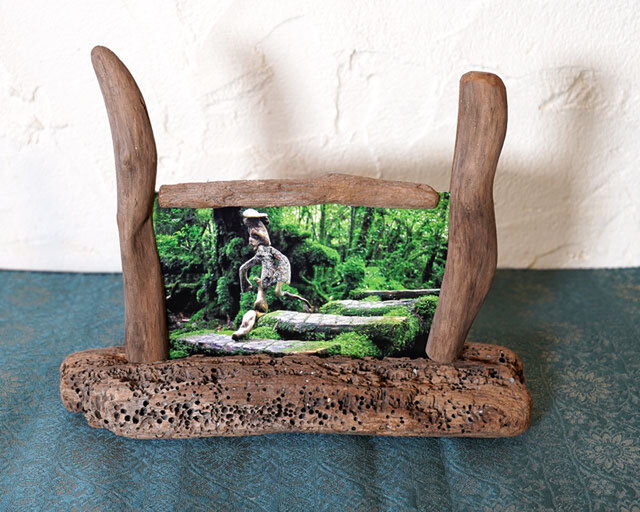 【送料無料】流木フォトスタンド－22 | iichi 日々の暮らしを心地よくするハンドメイドやアンティークのマーケットプレイス