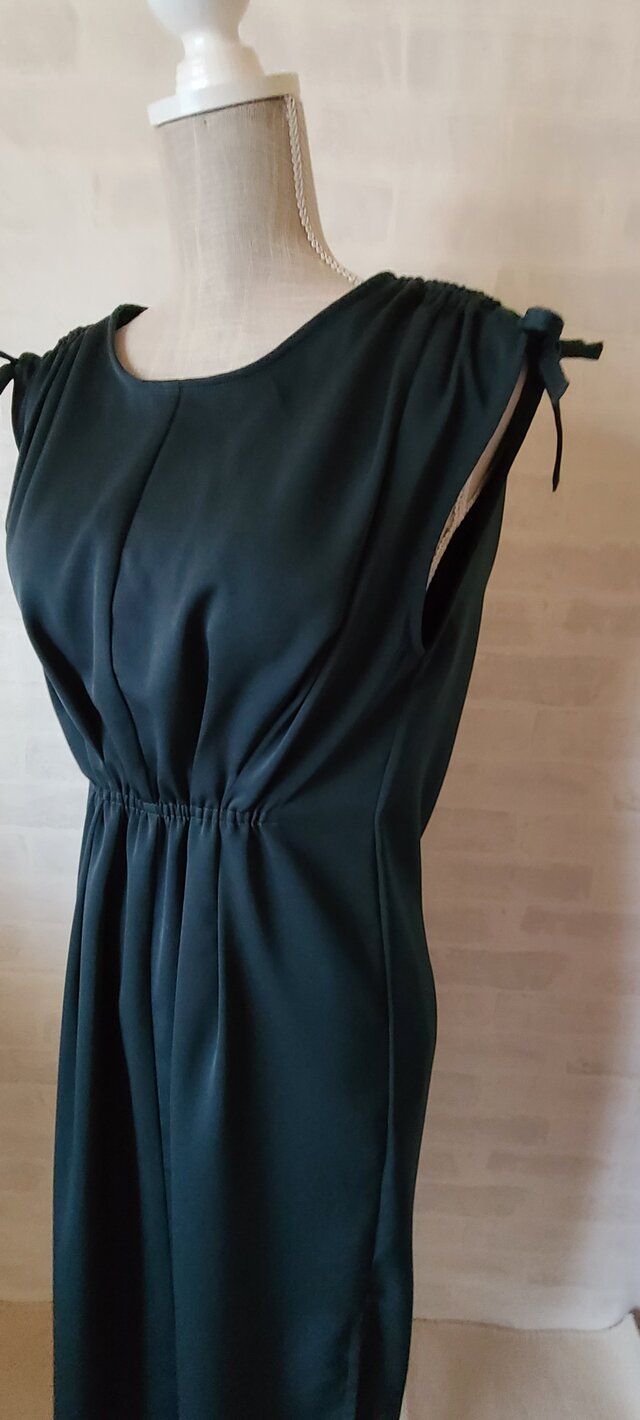 TOKI 009 シャーリングワンピース (ストレッチスエード）グリーン | iichi ハンドメイド・クラフト作品・手仕事品の通販