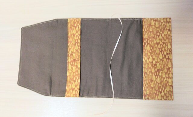 しずく柄 ブックカバー A5サイズ | iichi ハンドメイド・クラフト作品・手仕事品の通販