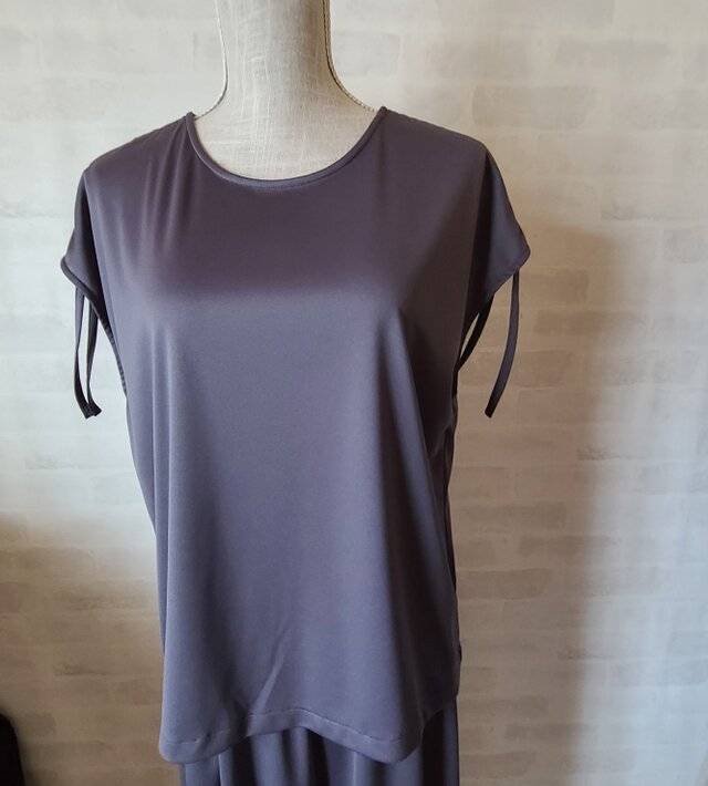 TOKI 001 ショルダーブラウンジング ブラウス (スムース）グレー | iichi ハンドメイド・クラフト作品・手仕事品の通販