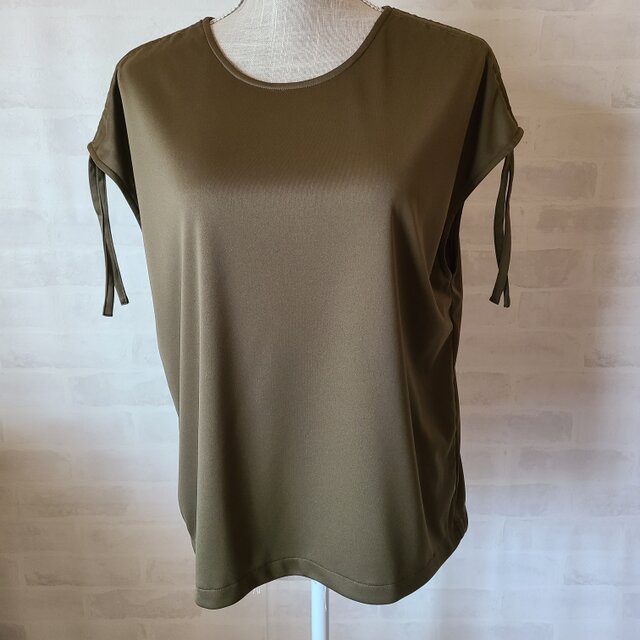 TOKI 001 ショルダーブラウンジング ブラウス (スムース）カーキグリーン | iichi ハンドメイド・クラフト作品・手仕事品の通販