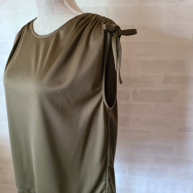 TOKI 001 ショルダーブラウンジング ブラウス (スムース）カーキグリーン | iichi ハンドメイド・クラフト作品・手仕事品の通販