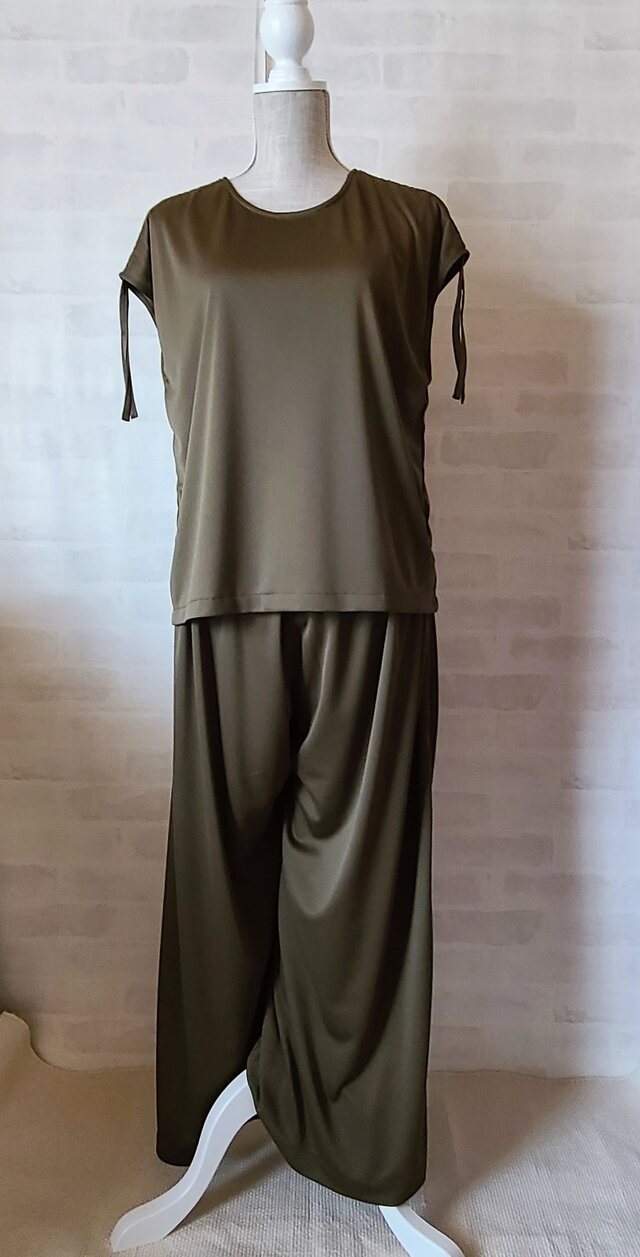 TOKI 001 ショルダーブラウンジング ブラウス (スムース）カーキグリーン | iichi ハンドメイド・クラフト作品・手仕事品の通販