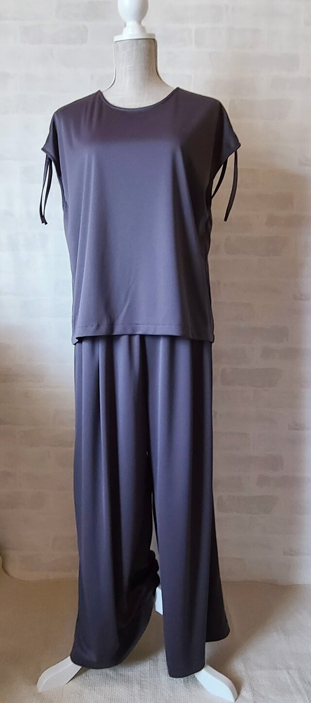 TOKI 008 イージーワイドロングパンツ (スムース）グレー | iichi ハンドメイド・クラフト作品・手仕事品の通販