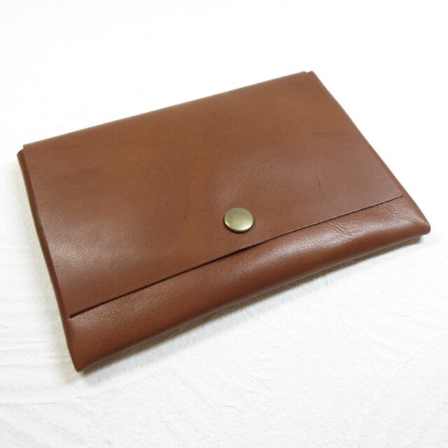 《ゴートスキン》B7対応パスポートケース・スムースブラウン・カードポケット付き・0166 | iichi ハンドメイド・クラフト作品・手仕事品の通販