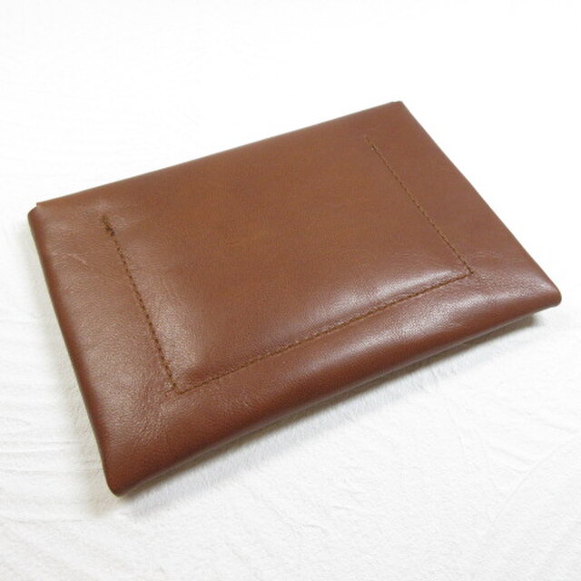 《ゴートスキン》B7対応パスポートケース・スムースブラウン・カードポケット付き・0166 | iichi ハンドメイド・クラフト作品・手仕事品の通販