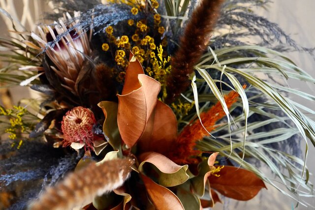 ドライフラワー アレンジメント05 レッドパンパス×ワイルドフラワー | iichi ハンドメイド・クラフト作品・手仕事品の通販