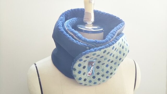 マフラー 尾州ウール×パイナップルボア ブルー 約140cm | iichi 日々の暮らしを心地よくするハンドメイドやアンティークのマーケットプレイス