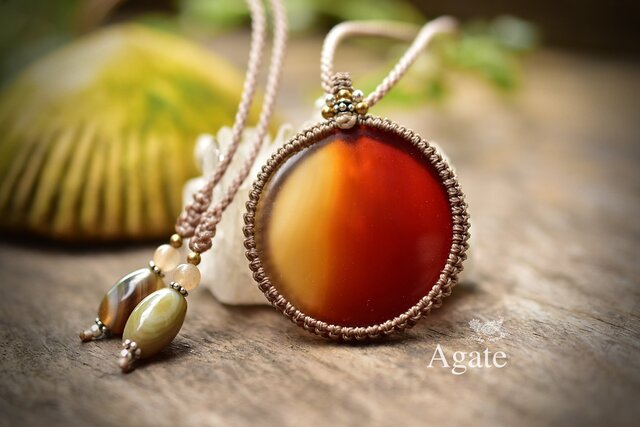 まんまるサンセット★アゲート マクラメペンダント796 | iichi ハンドメイド・クラフト作品・手仕事品の通販