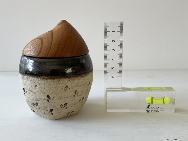 壺・ツートン・黒Bフキ・中赤 | iichi ハンドメイド・クラフト作品・手仕事品の通販