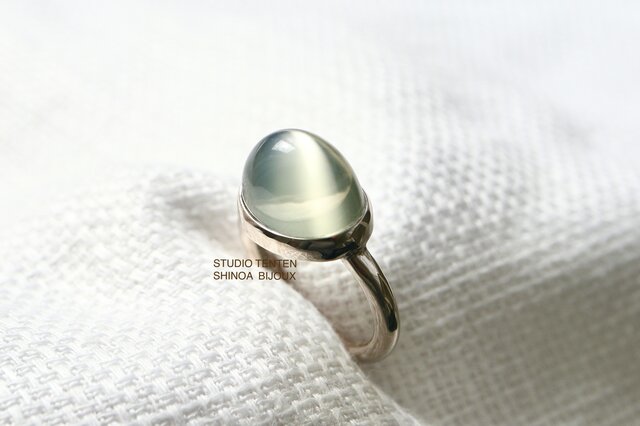 K10WG[月兎のmoonstone]ring | iichi 日々の暮らしを心地よくするハンドメイドやアンティークのマーケットプレイス