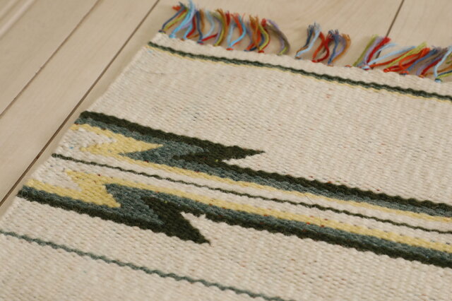 スパニッシュ織 羊毛ラグ（約34×47cm）（94-19） | iichi ハンドメイド・クラフト作品・手仕事品の通販