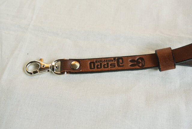 うさぎスカル（UP-1)、グローブホルダーA。 | iichi ハンドメイド・クラフト作品・手仕事品の通販