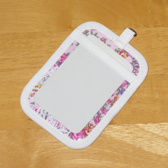 パスケース★花とレース柄（ピンク） | iichi ハンドメイド・クラフト作品・手仕事品の通販
