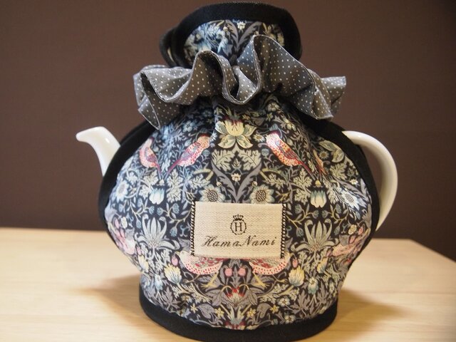 ティーポットカバー リバティ使用 Y06 | iichi 日々の暮らしを心地よくするハンドメイドやアンティークのマーケットプレイス
