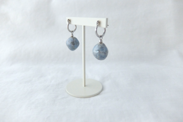 ピアス hoop iceblue | iichi ハンドメイド・クラフト作品・手仕事品の通販