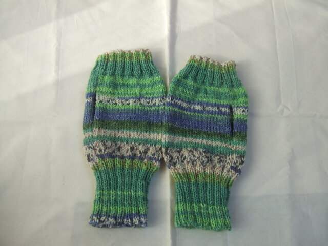 指先の出ているミトン 9 | iichi ハンドメイド・クラフト作品・手仕事品の通販