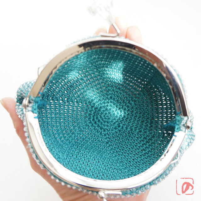 ばあば作☆アクリルビーズの大きめがま口（Lagoon・1812） | iichi ハンドメイド・クラフト作品・手仕事品の通販