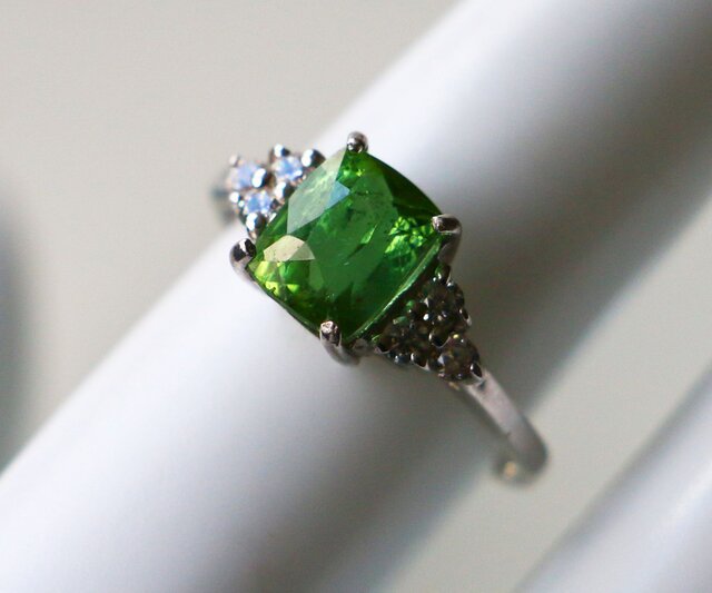 天然石＊パライバトルマリン 指輪＊14号 SV | iichi 日々の暮らしを心地よくするハンドメイドやアンティークのマーケットプレイス