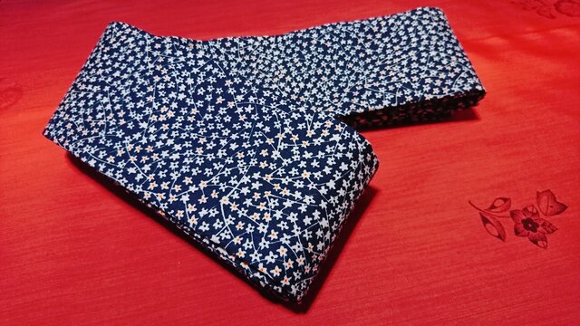 創作帯☆角帯 小紋柄 巾約10cm | iichi 日々の暮らしを心地よくするハンドメイドやアンティークのマーケットプレイス