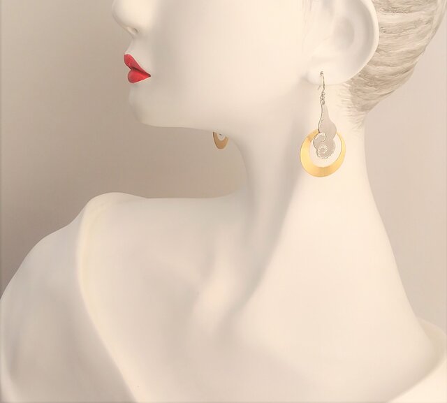 一級技能士の技ーzanzouー「No80.月に雲」SILVER925＆K18GPピアス | iichi ハンドメイド・クラフト作品・手仕事品の通販