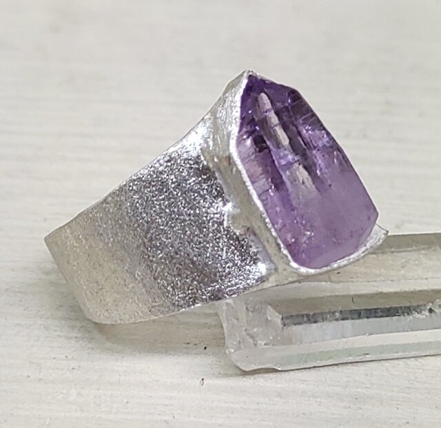 鉱物の表情＊amethyst 925 ring | iichi ハンドメイド・クラフト作品・手仕事品の通販