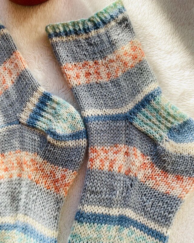 No.1015 手編み靴下Seta ADRIANA | iichi ハンドメイド・クラフト作品・手仕事品の通販