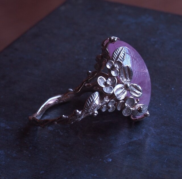 春の庭のリング SV．k18GP | iichi 日々の暮らしを心地よくするハンドメイドやアンティークのマーケットプレイス