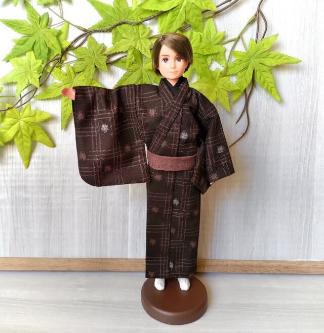 「変形絣…焦茶」28cm男子ドール着物＆羽織 | iichi ハンドメイド・クラフト作品・手仕事品の通販